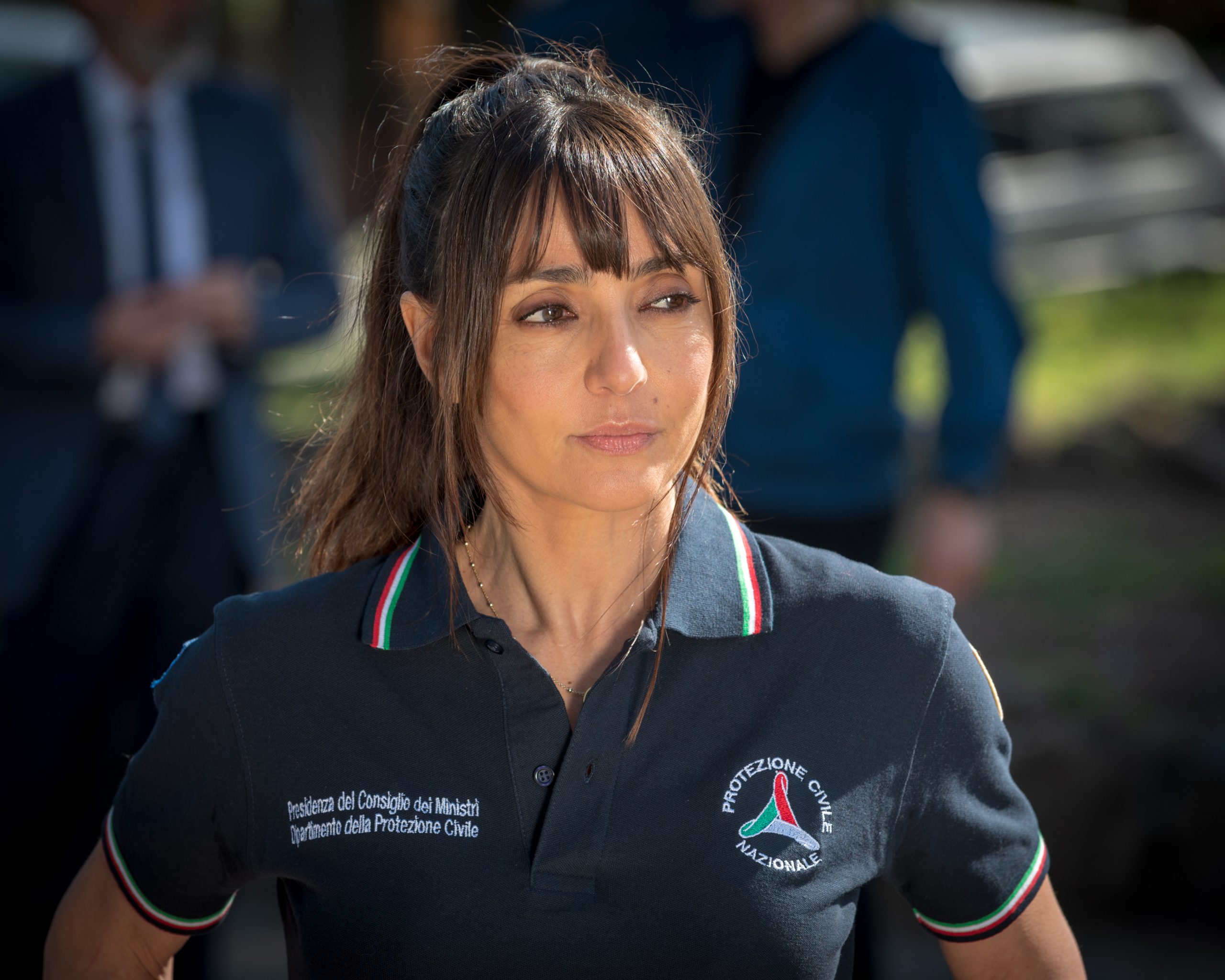 Su Rai 1 “Sempre al tuo fianco” (15-09) con le musiche di De Luca e ...